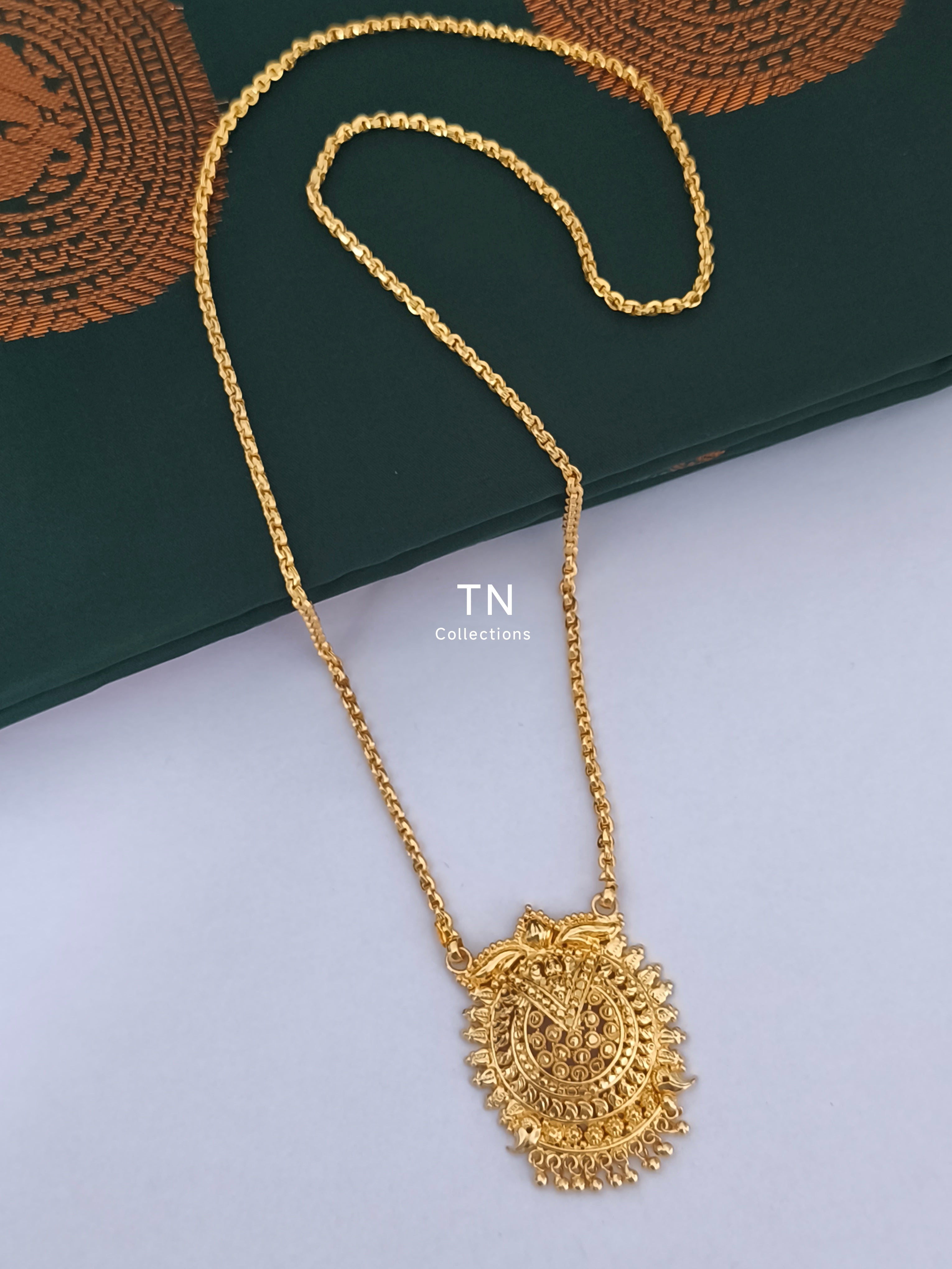 Gold plated Chain with Pendant – TN Collections